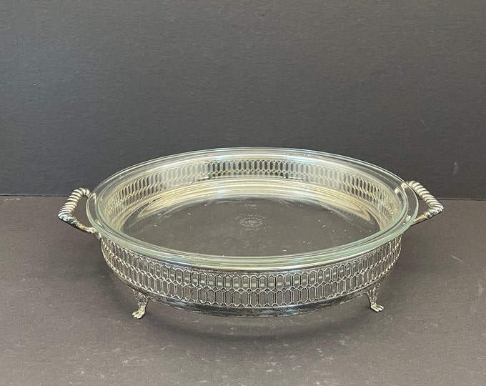 Silver Plated Footed Casserole Stand With 11 3/8" Glass Pyrex Round ...