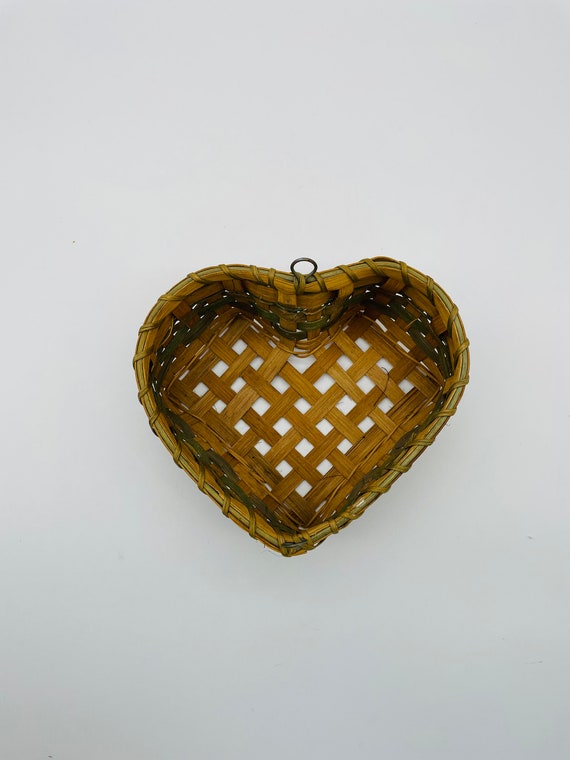 Heart Shaped Woven Basket With Heart Stenciling/vintage Hand - Etsy