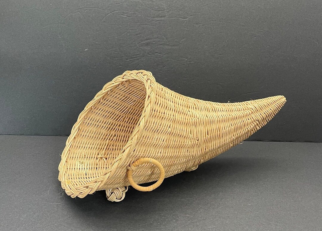Wicker Woven Cornucopia Basket/horn of Plenty Basket - Etsy