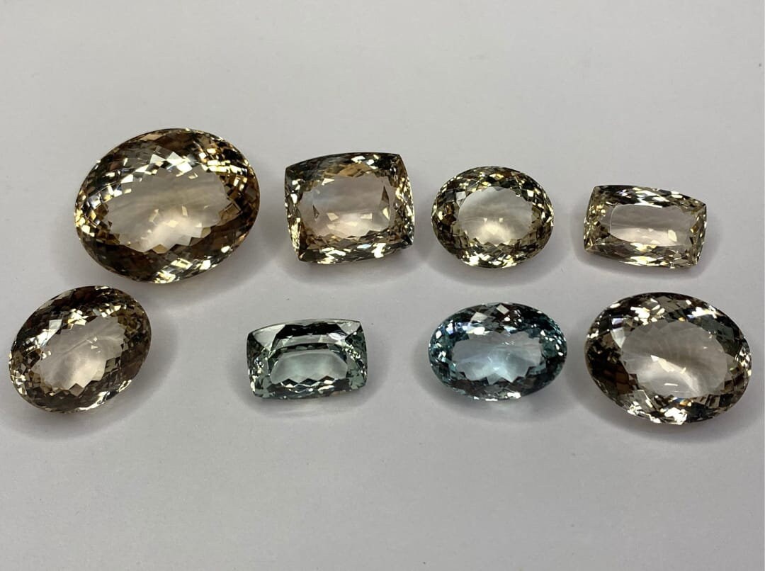 261 Carats Natural Imperial Topaz Big Size 8pieces Lot No Heat No Treat ...