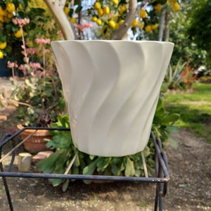 Mid Century Modern Bauer Pottery White Swirl Pot 10 - Etsy