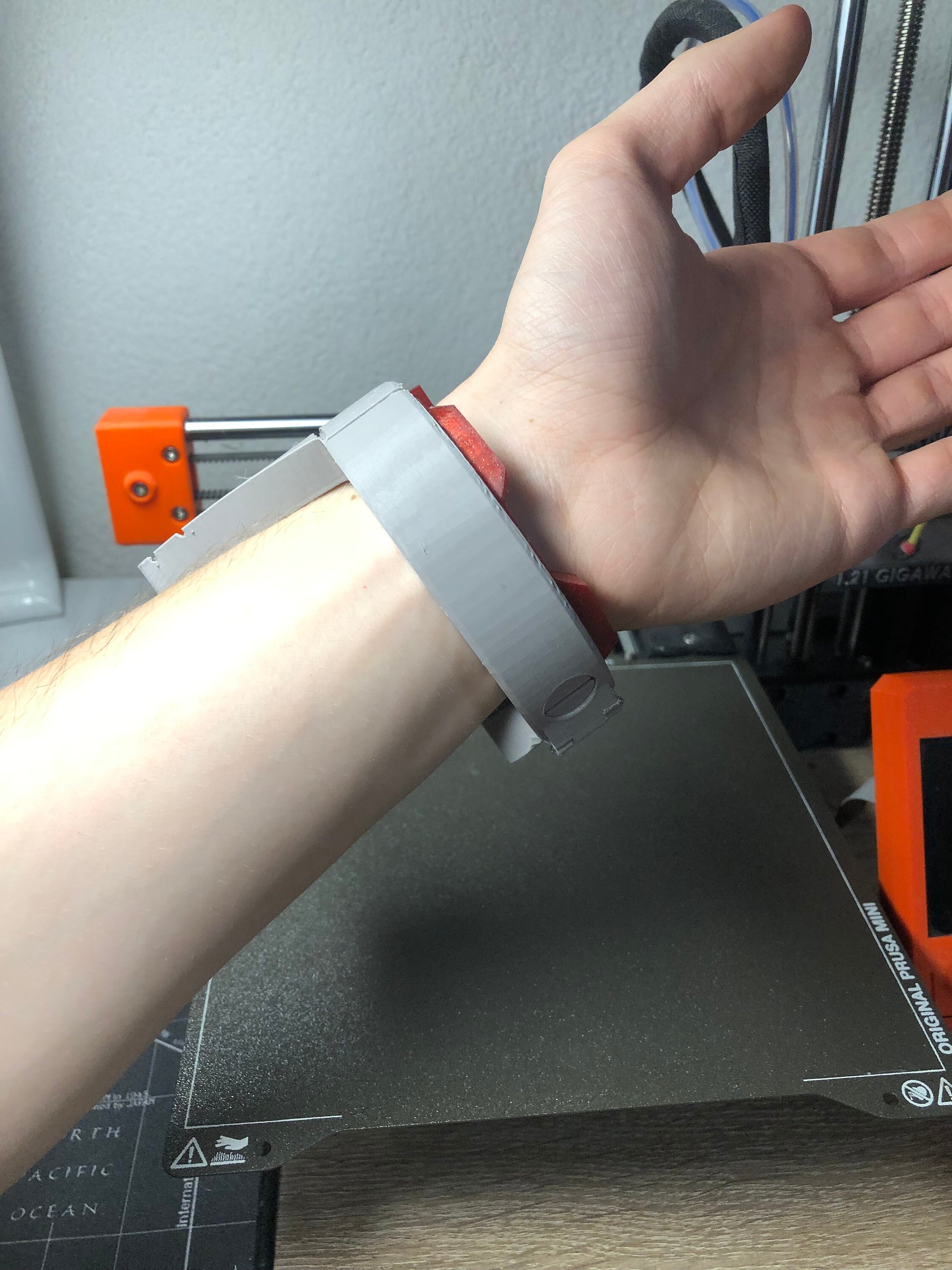 Spider Man Portal Watch / Gizmo Spider Man Watch From Spider Man Across ...