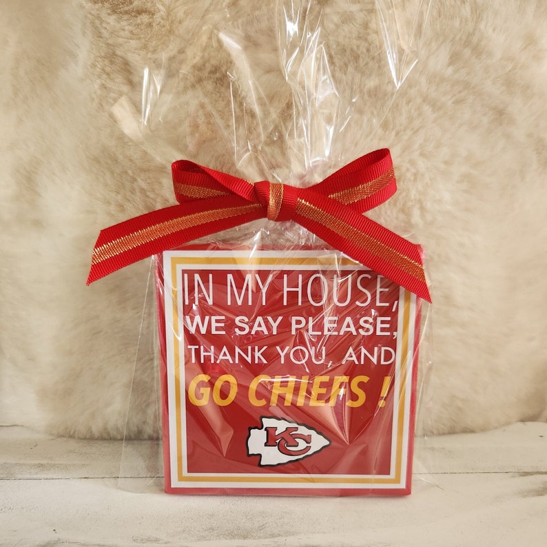 IN MY HOUSE We Say Please Thank You and Go Chiefs. - Etsy
