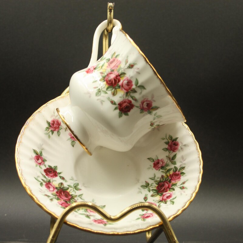 Red Rose Tea Cup - Etsy
