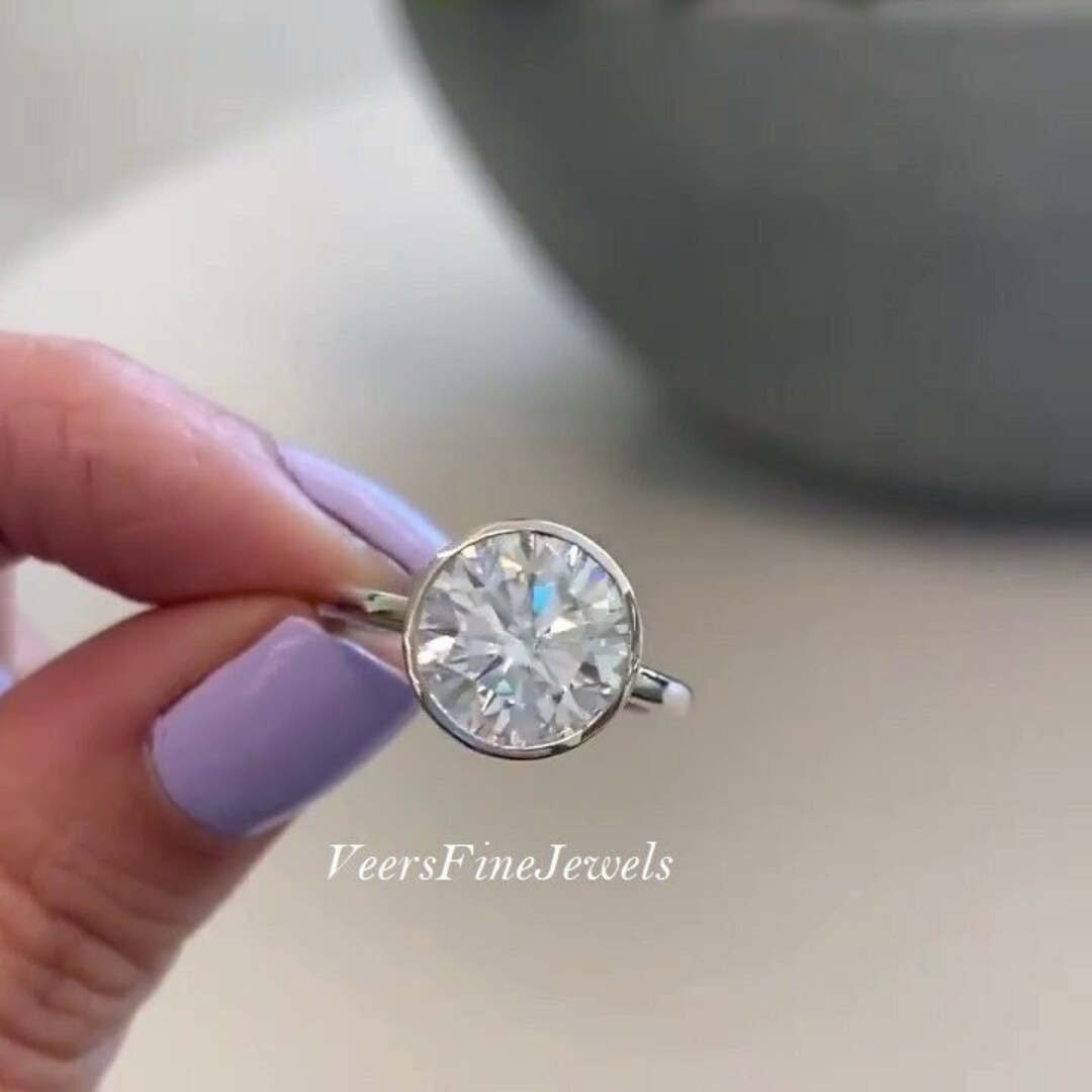 3CT Round Brilliant Cut Moissanite Engagement Bezel Ring/ - Etsy