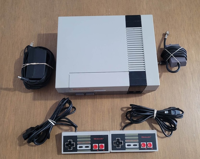 Nintendo NES Console + 2x Controllers + Cables! *tested & Authentic* - Etsy