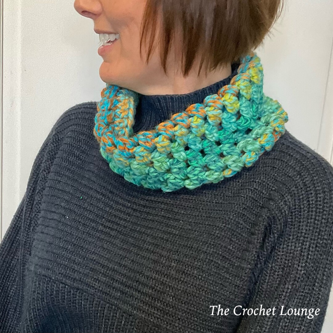 Lulu Crochet Cowl Pattern: Beginner Chunky Yarn (PDF Download) - Etsy