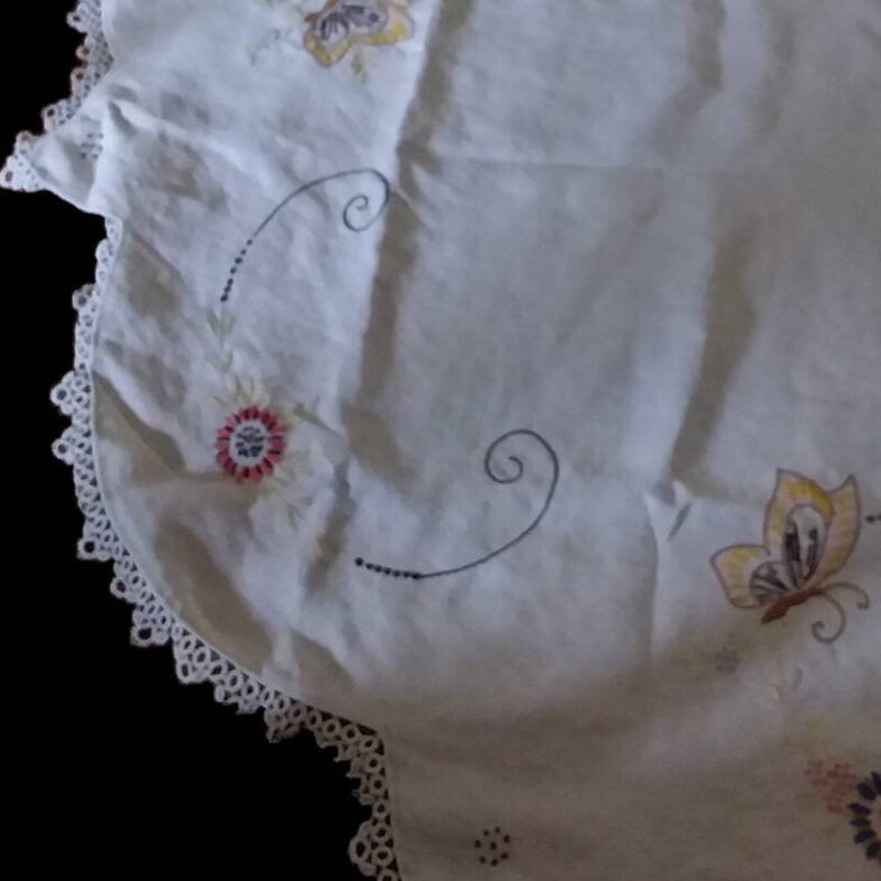 Needlepoint Table Cloth - Etsy