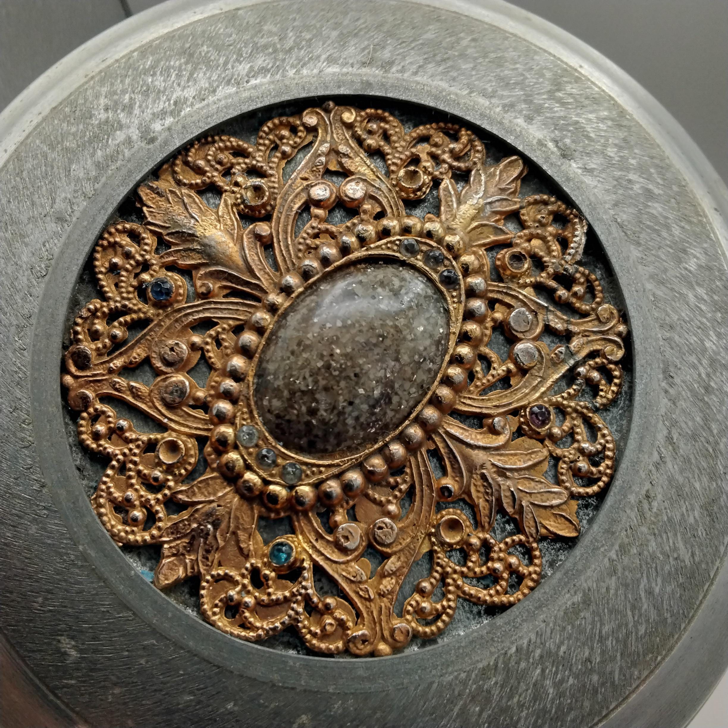 Vintage Powder Puff Music Box, Alpine Swiss Movement, Plays Tzena Tzena ...
