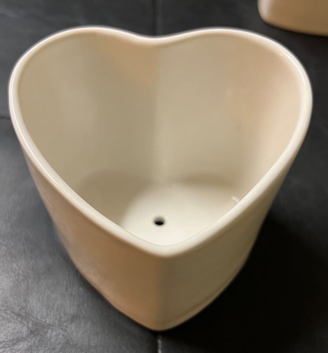 Ceramic Heart Pot - Etsy