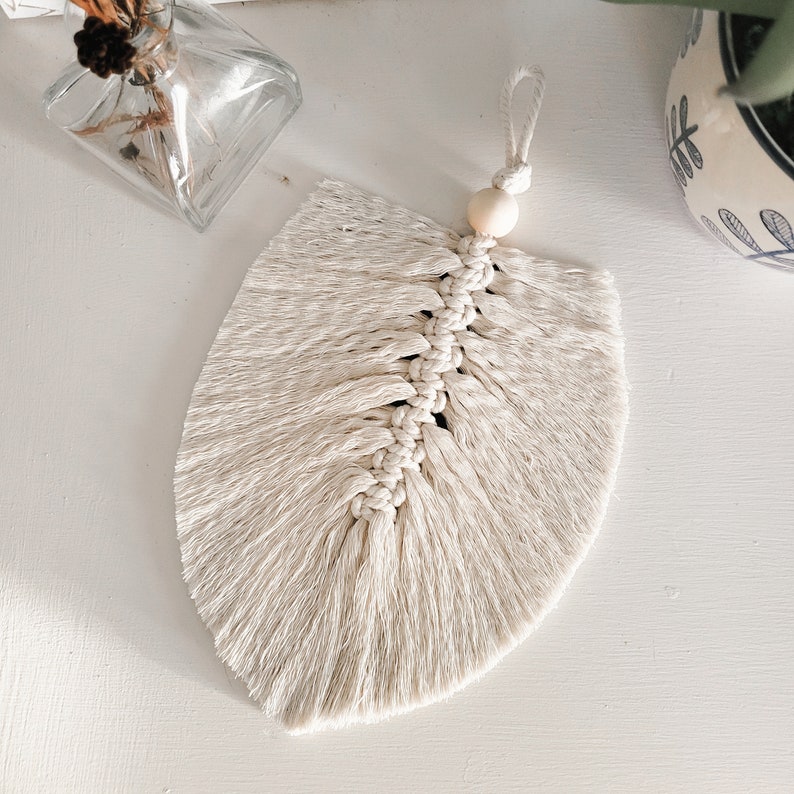 White Natural Color Natural Cord Macramé Leaf Macramé - Etsy