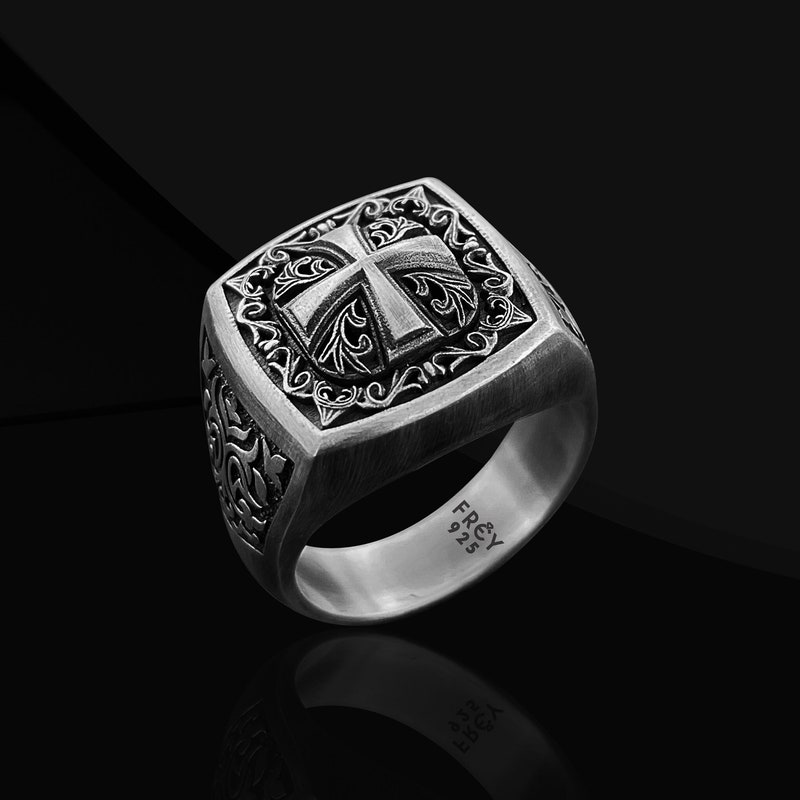 Templar Ring - Etsy