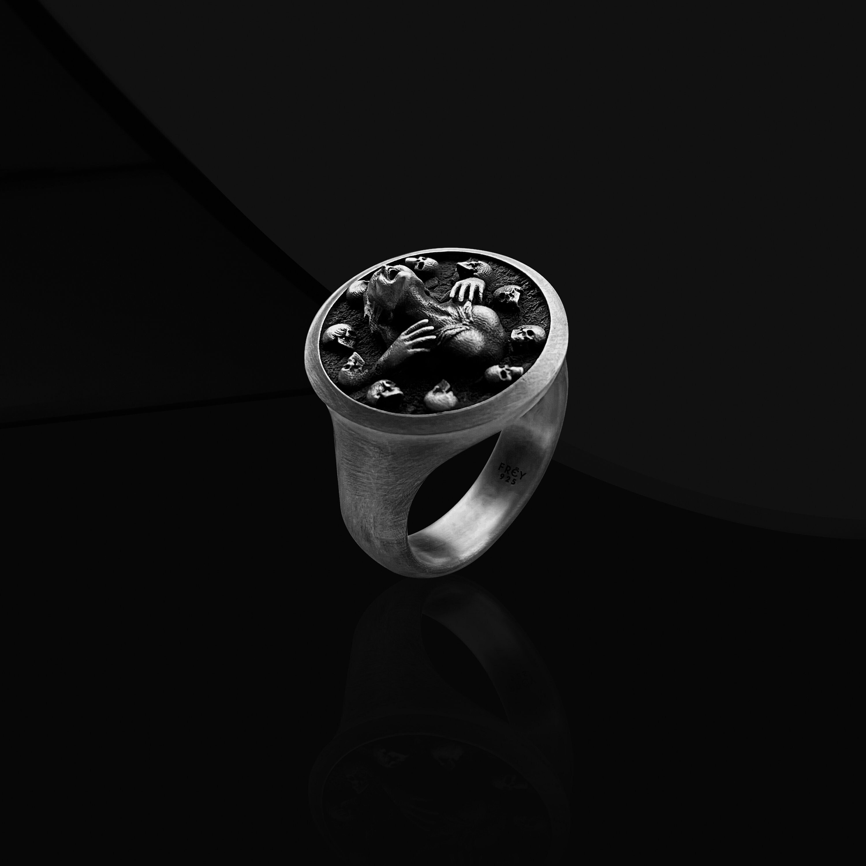 Oxidized Sterling Silver Skull Ring: Screaming Girl Memento Mori - Etsy