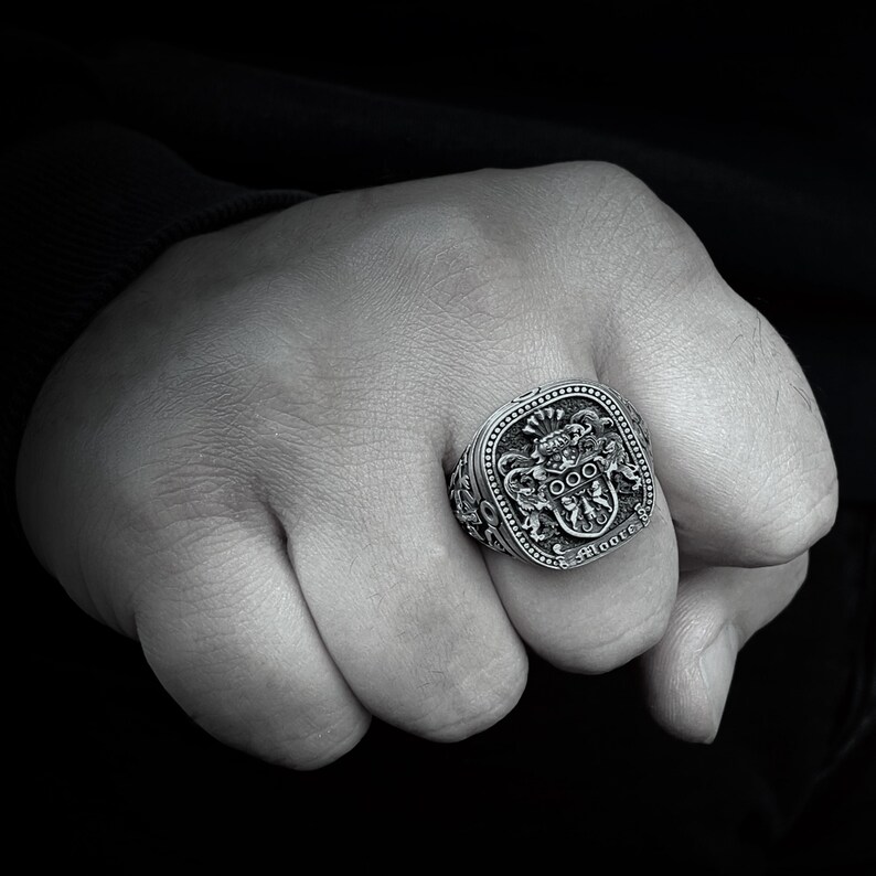 Custom Family Crest Signet Ring: Sterling Silver Coat of Arms - Etsy