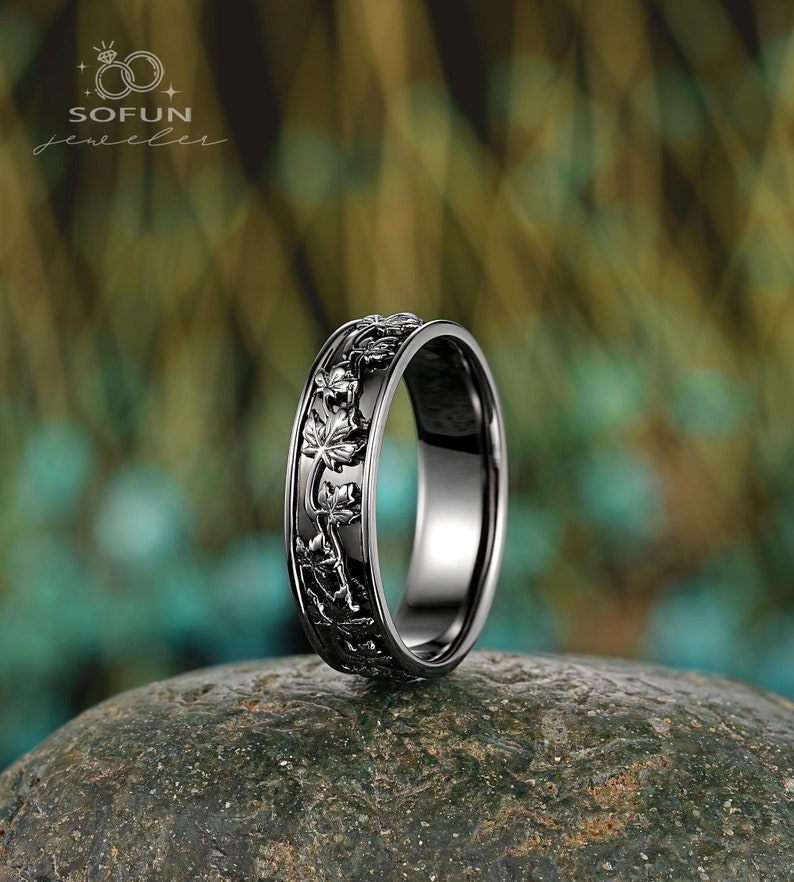 5.5mm Width Black Gold Maple Leaf Men's Engagement Band, Punk Men's ...