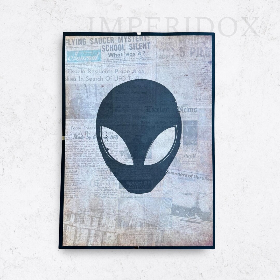 Alien Abduction Art Print - Sci-fi Poster - Aged Extraterrestrial ...