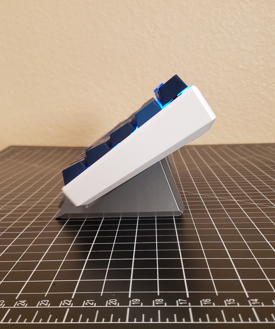 Keyboard Stand - Keyboard - 3d Printed - Pc - Desktop - Gaming Setup - Etsy