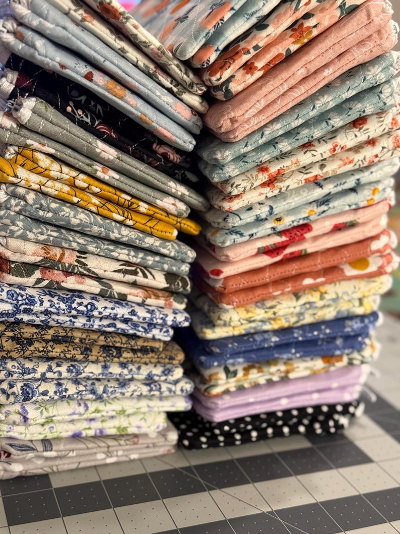 Handmade Zipper Pouch. Multiple Sizes and Color Options! - Etsy