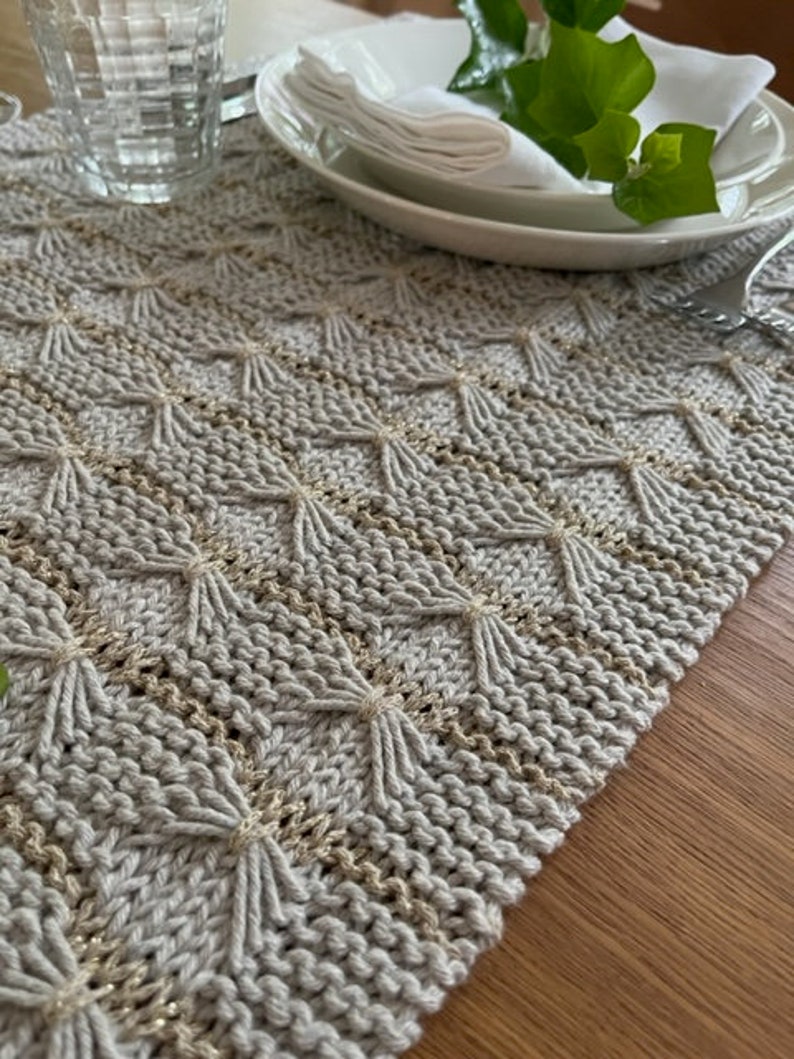 Digital Knitting Pattern Table Runner Salzburg - Etsy