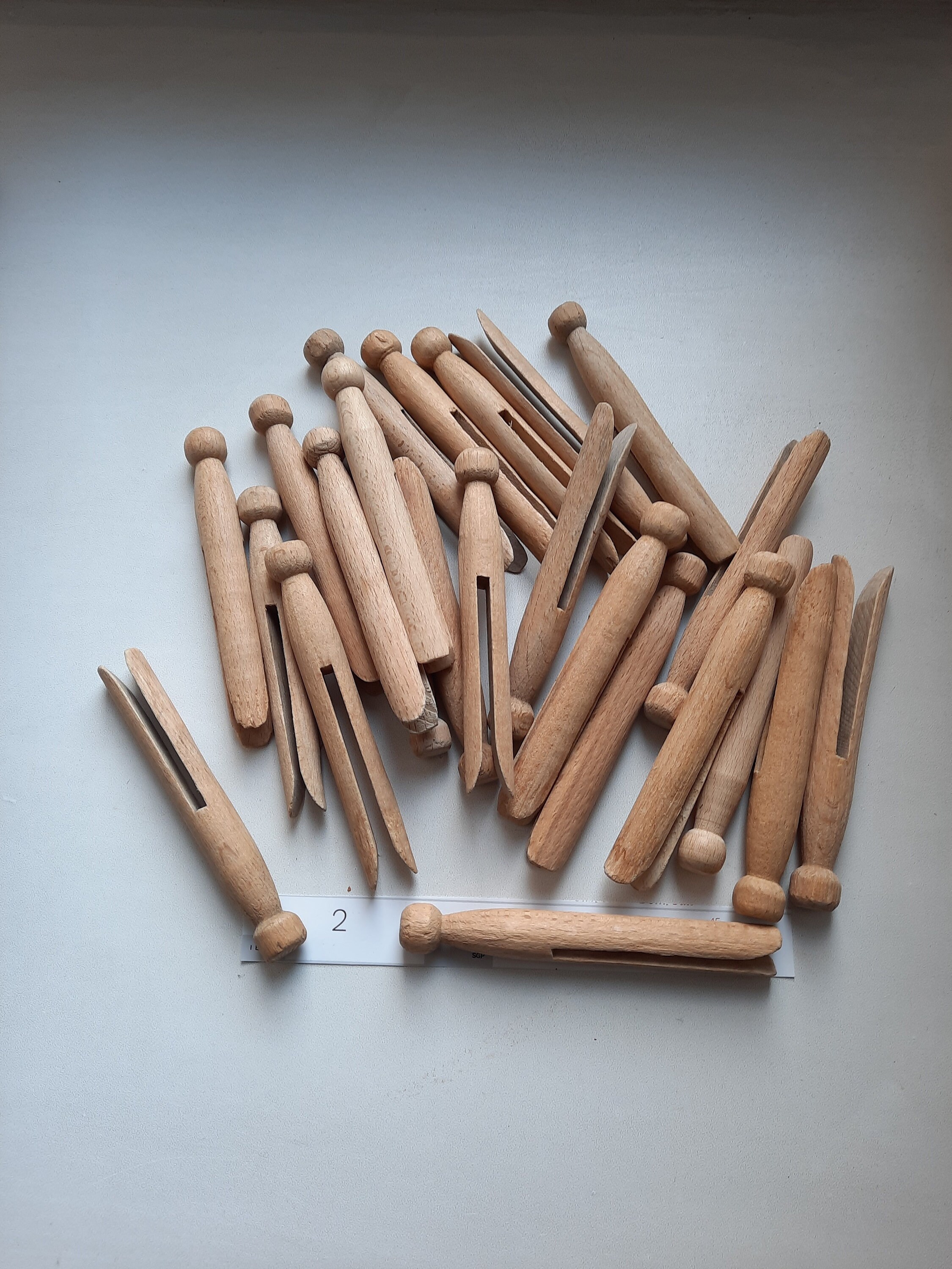 Set of 24 Vintage Hard Wood One Piece Old Style Clothes Pins - Etsy