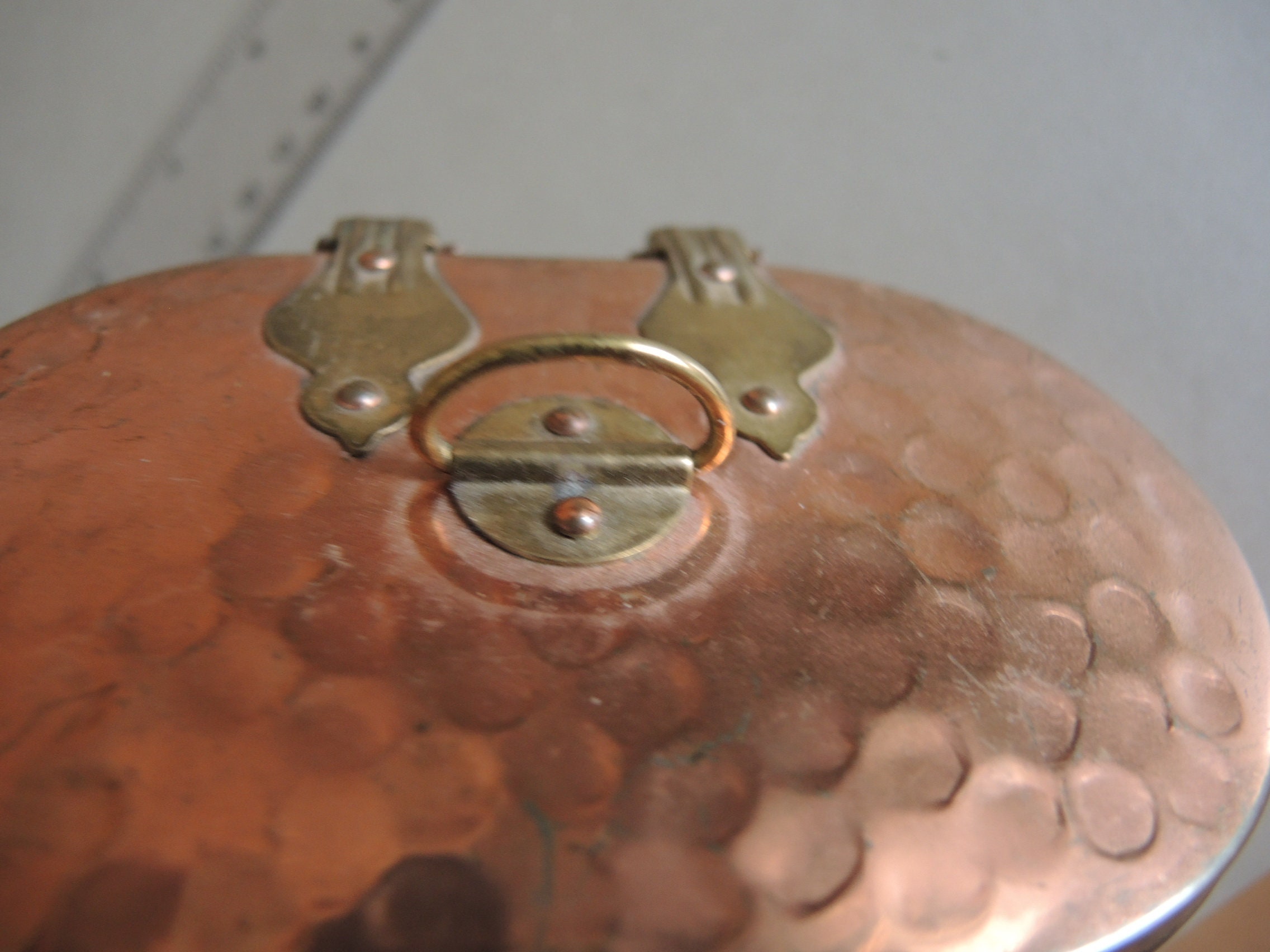 Vintage Hammered Copper Jewelry Box With Hinged Lid / Brass Copper ...