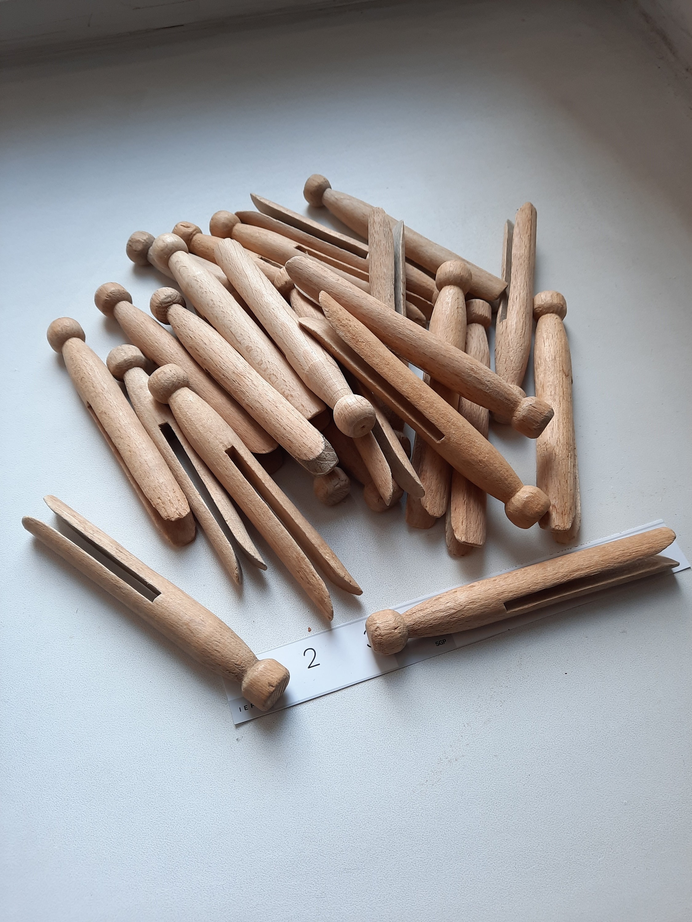 Set of 24 Vintage Hard Wood One Piece Old Style Clothes Pins - Etsy