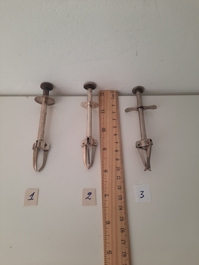 ONE Vintage Sugar Ice Cube Pick up Tongs / Mechanical Olive Grabber ...