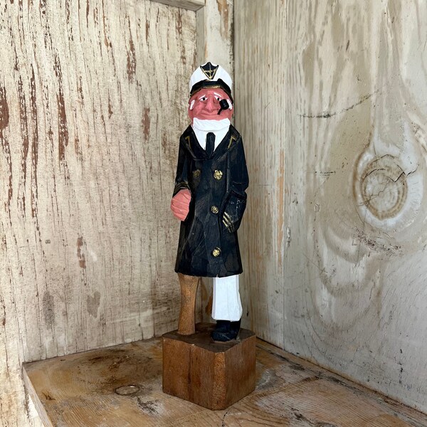 Sea Captain Statue - Etsy