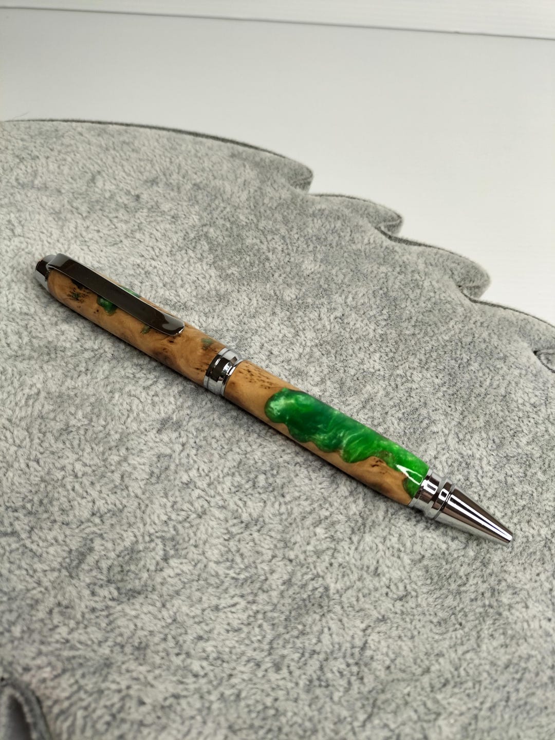 Resin and Wood Pen - Green and White Resin Swirl - Heirloom - Christmas ...