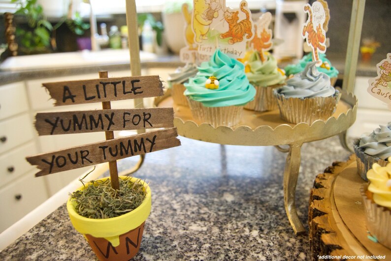 Winnie the Pooh Hunny Pot Favor Party Decoration Food Sign - Etsy