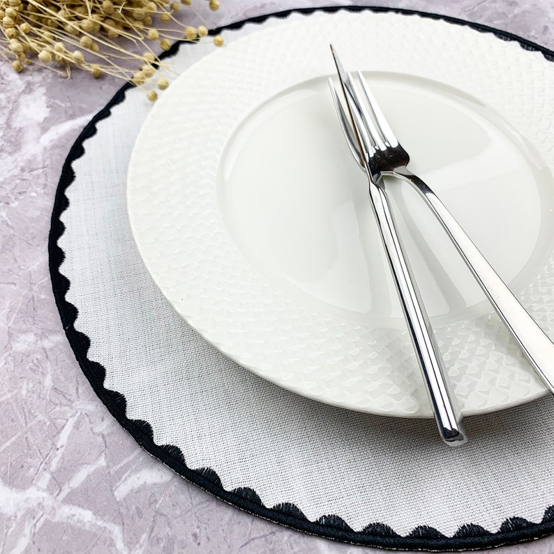 White Linen Round Placemats, Embroidered Table Mats With Colorful Wavy ...