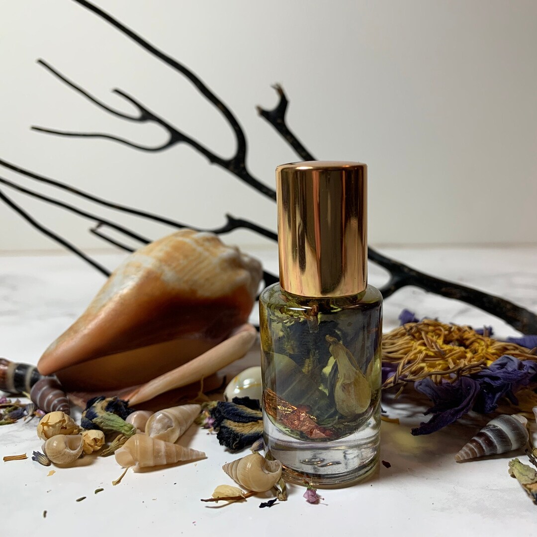 Shining Sea: Venus in Pisces Planetary Magic Ritual Oil - Etsy