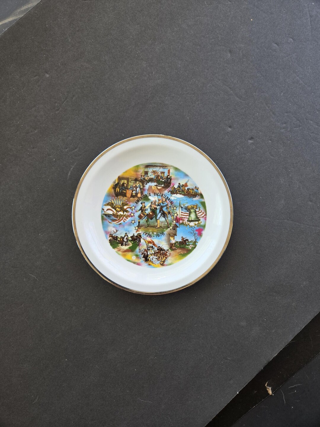 Vintage Commemorative "america's Bicentennial 1776-1976' Collectible ...