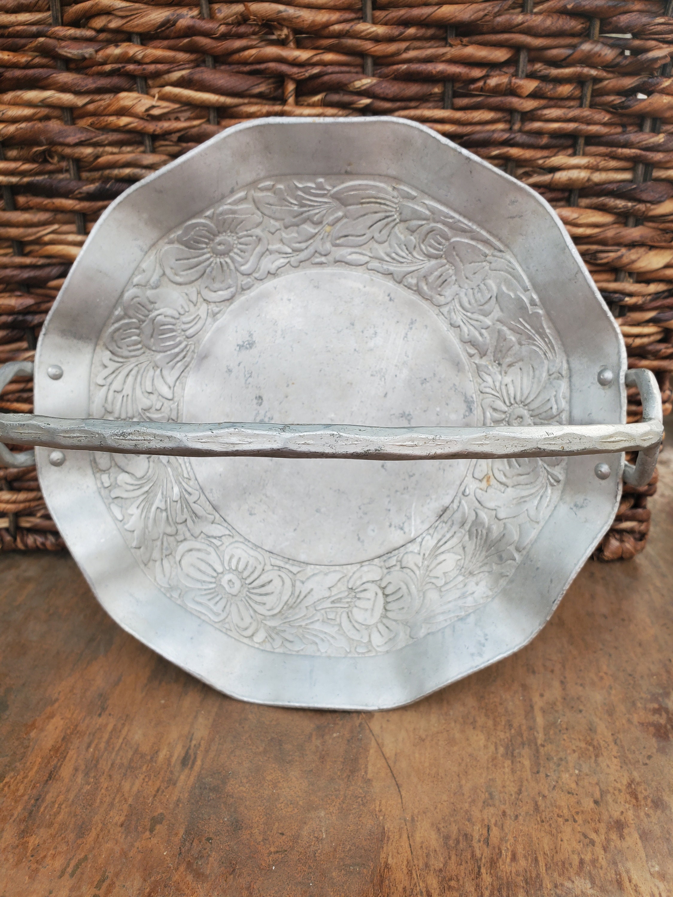 Vintage 1950's Hand Forged Everlast Embossed Aluminum Dish - Etsy