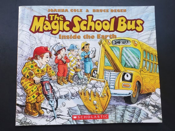 Bus Scolaire Magique C'est Mercredi ! Montez à Bord Du Bus Scolaire
