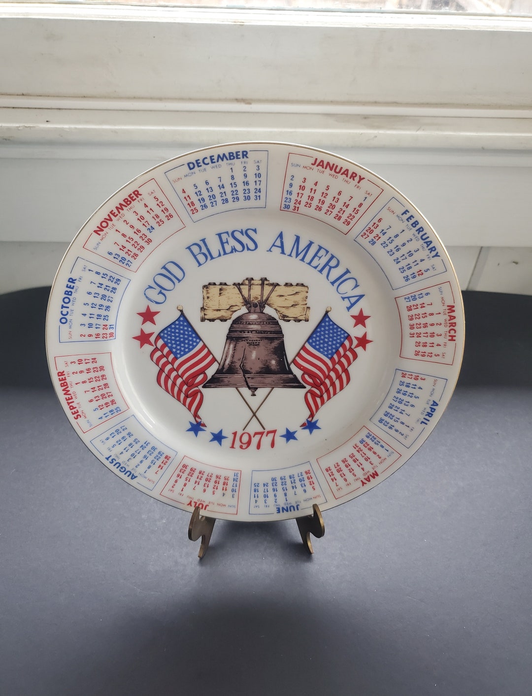 1977 Calendar Plate From Spencer Gifts - Etsy
