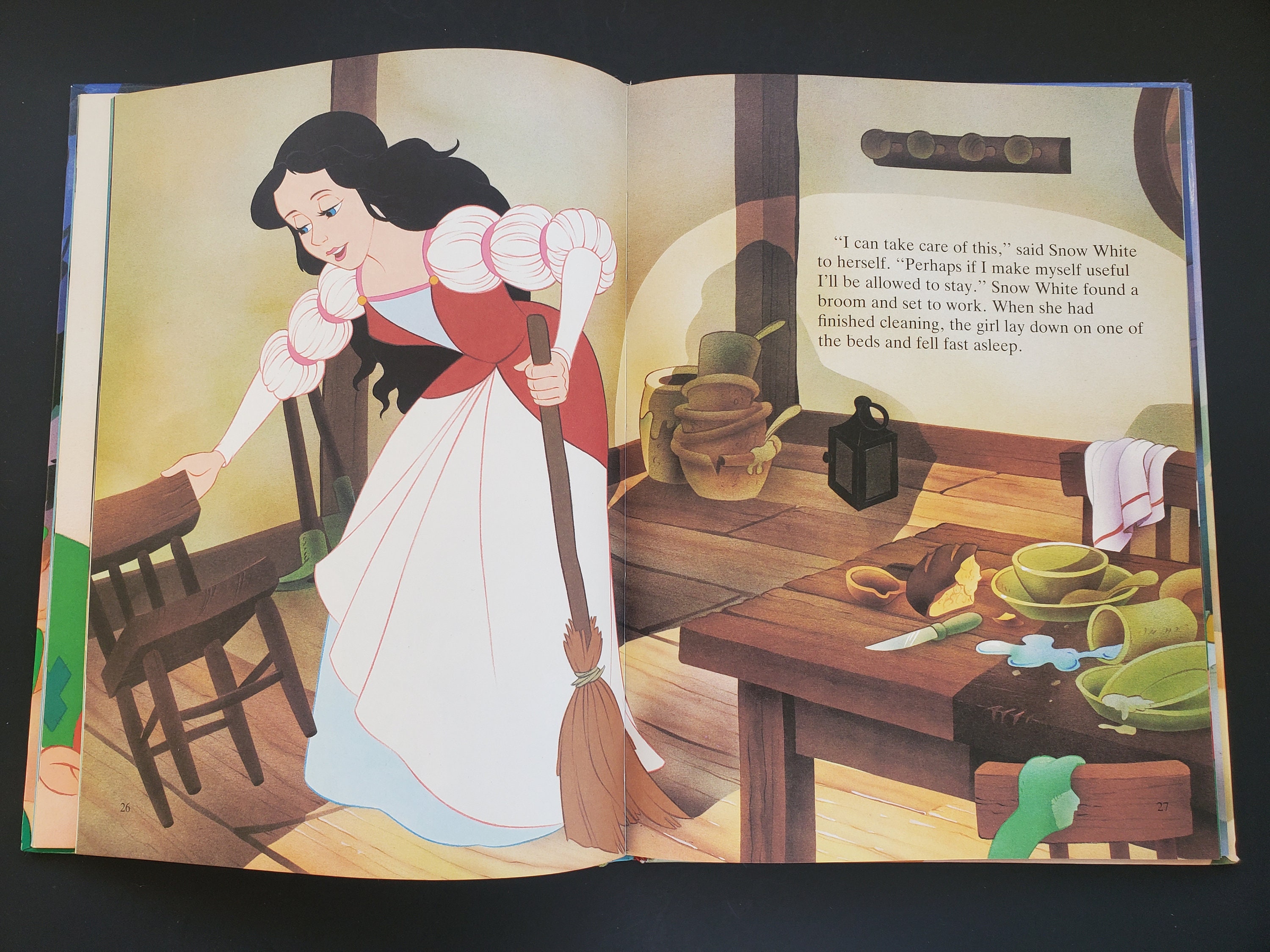 Van Gool's Snow White and the Seven Dwarfs 1992 - Etsy