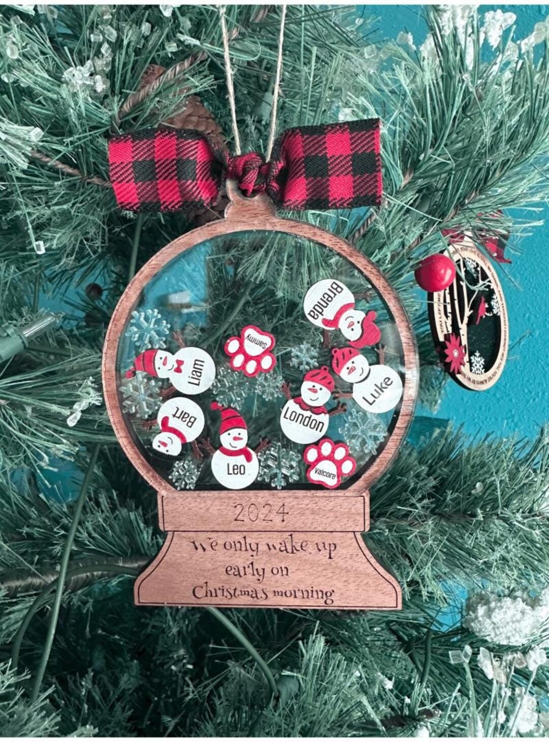 Custom Family Snow Globe, Family Gift, Perfect Gift for Grandma, Gift ...