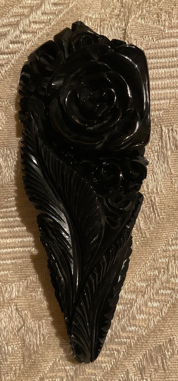 Vintage 1940’s Deeply Hand Carved Black Bakelite Broo… - Gem