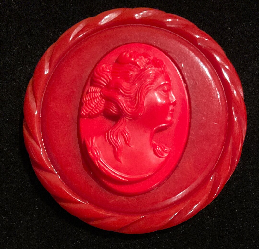 Bakelite Cameo Pin, Bakelite Red Cameo Brooch, Bakelite Pin - Etsy