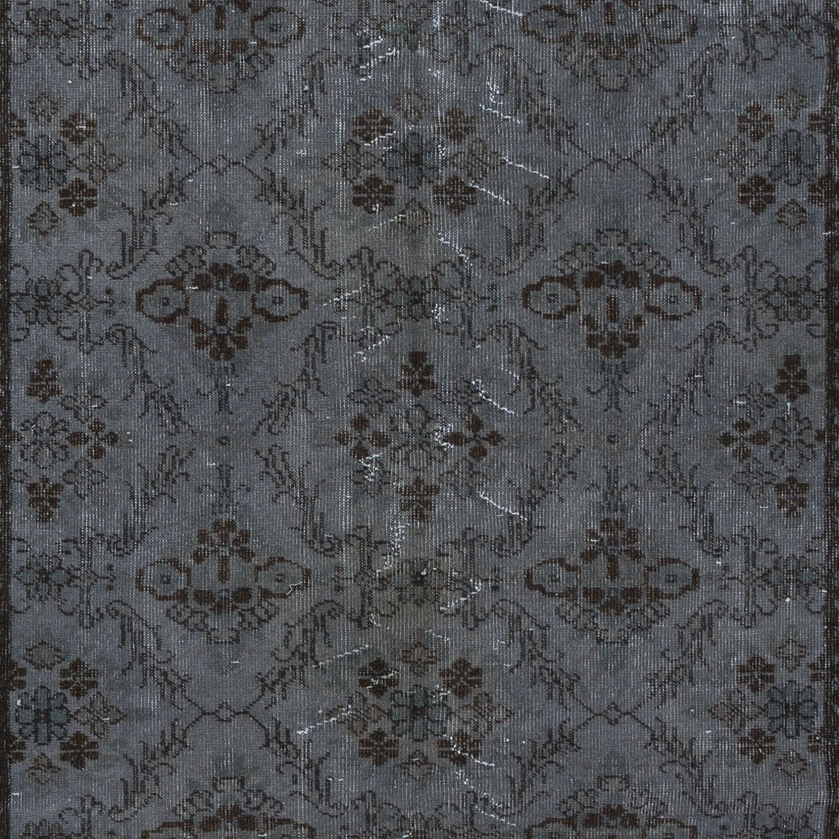 Decorative Handmade Rug, Floral Pattern Upcycled Carpet in Pure Gray ...