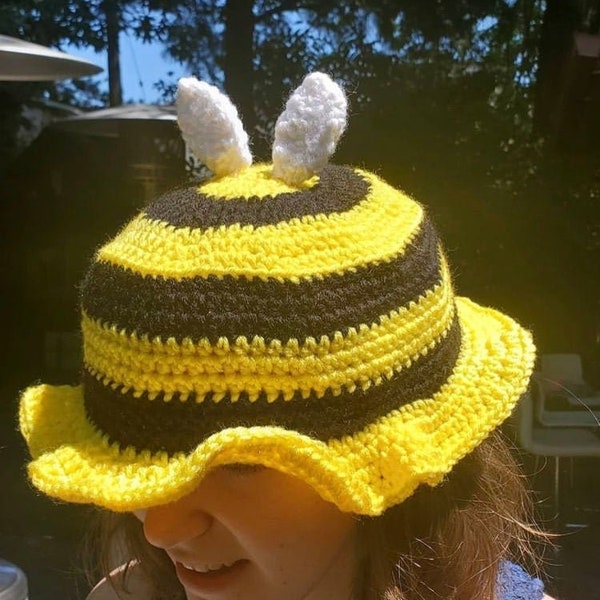 Crochet Bumble Bee - Etsy