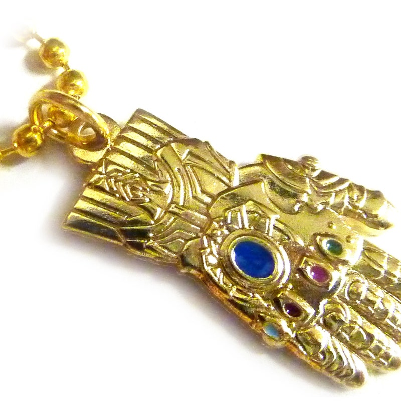 Thanos Necklace - Etsy