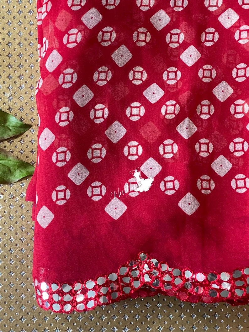 Bright Red Saree With Foil Mirrors Scalop Border - Etsy