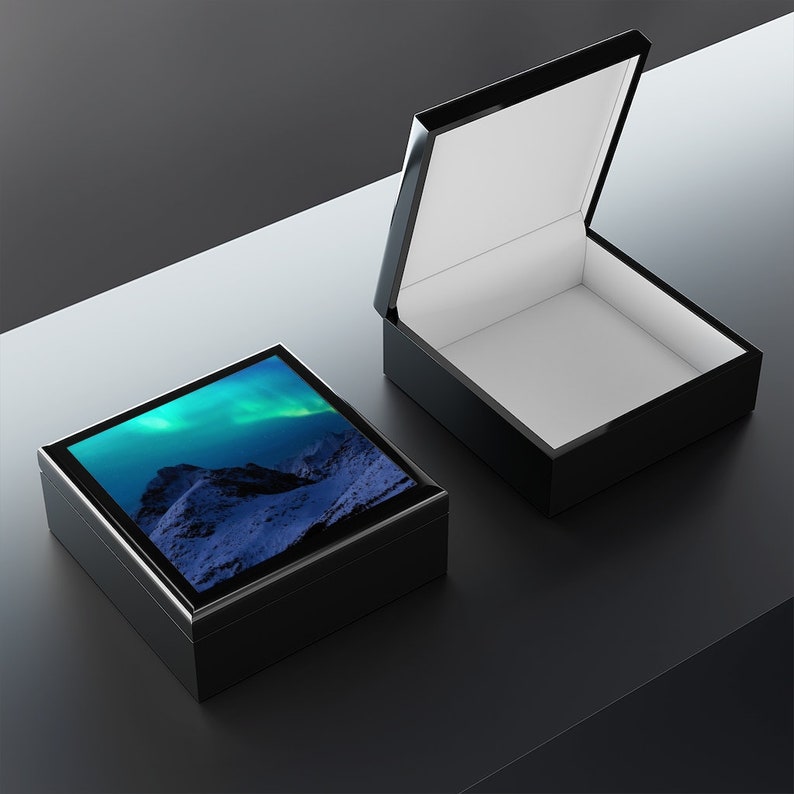 Mystery of the Northern Lights Jewelry Box - Etsy