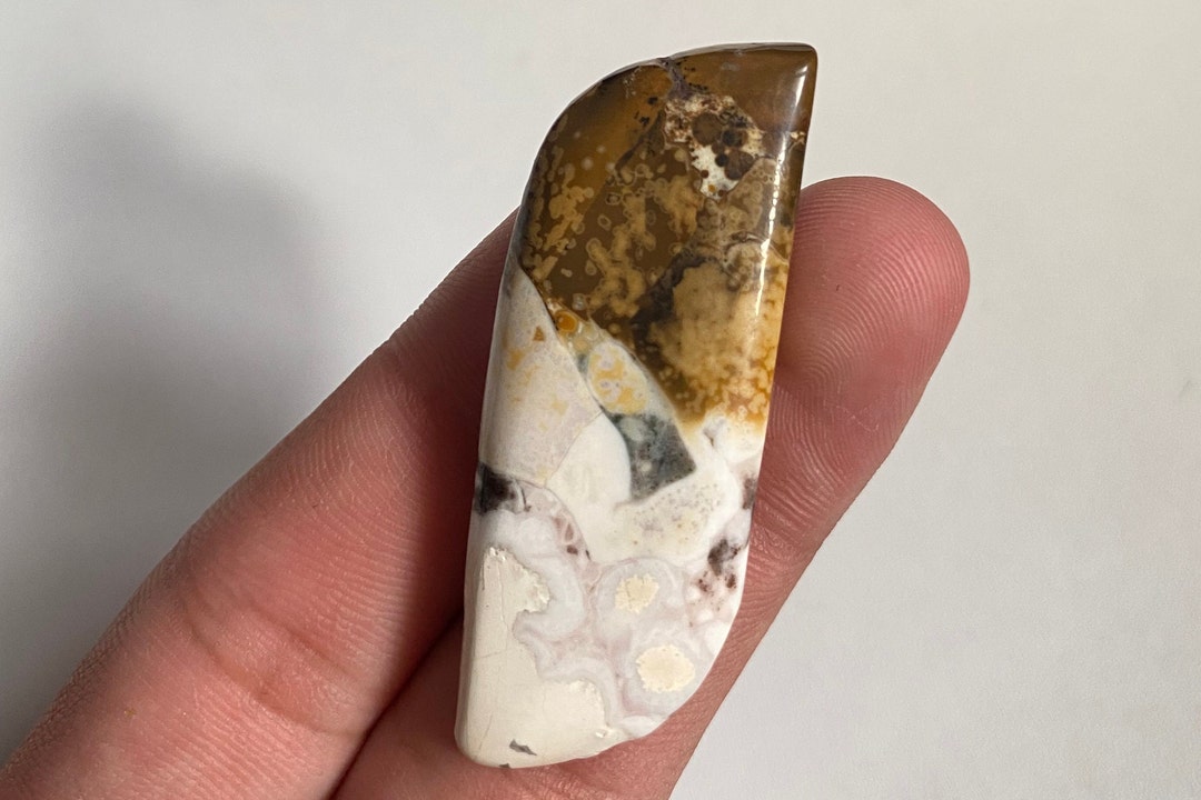 Natural Jasper Gemstone, Smooth Polish, Jewelry Making (51x19x6mm, 63. ...