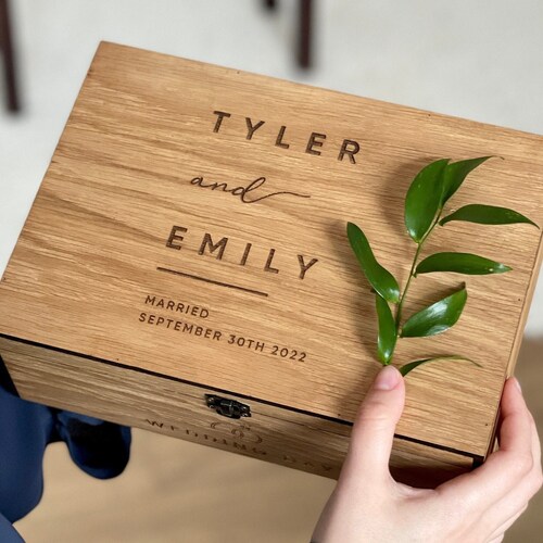 Personalised Wooden Wedding Keepsake Box for Couples - Etsy
