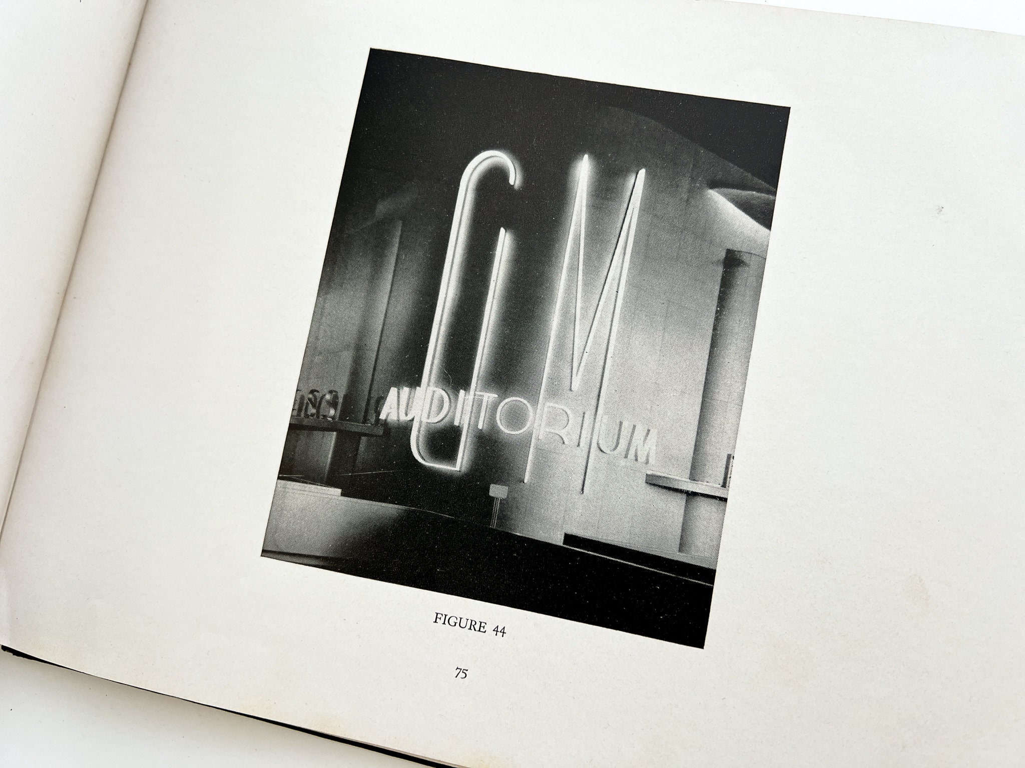 Modern Sign Painting MCM Graphic Design Reference alphabets, Lettering ...