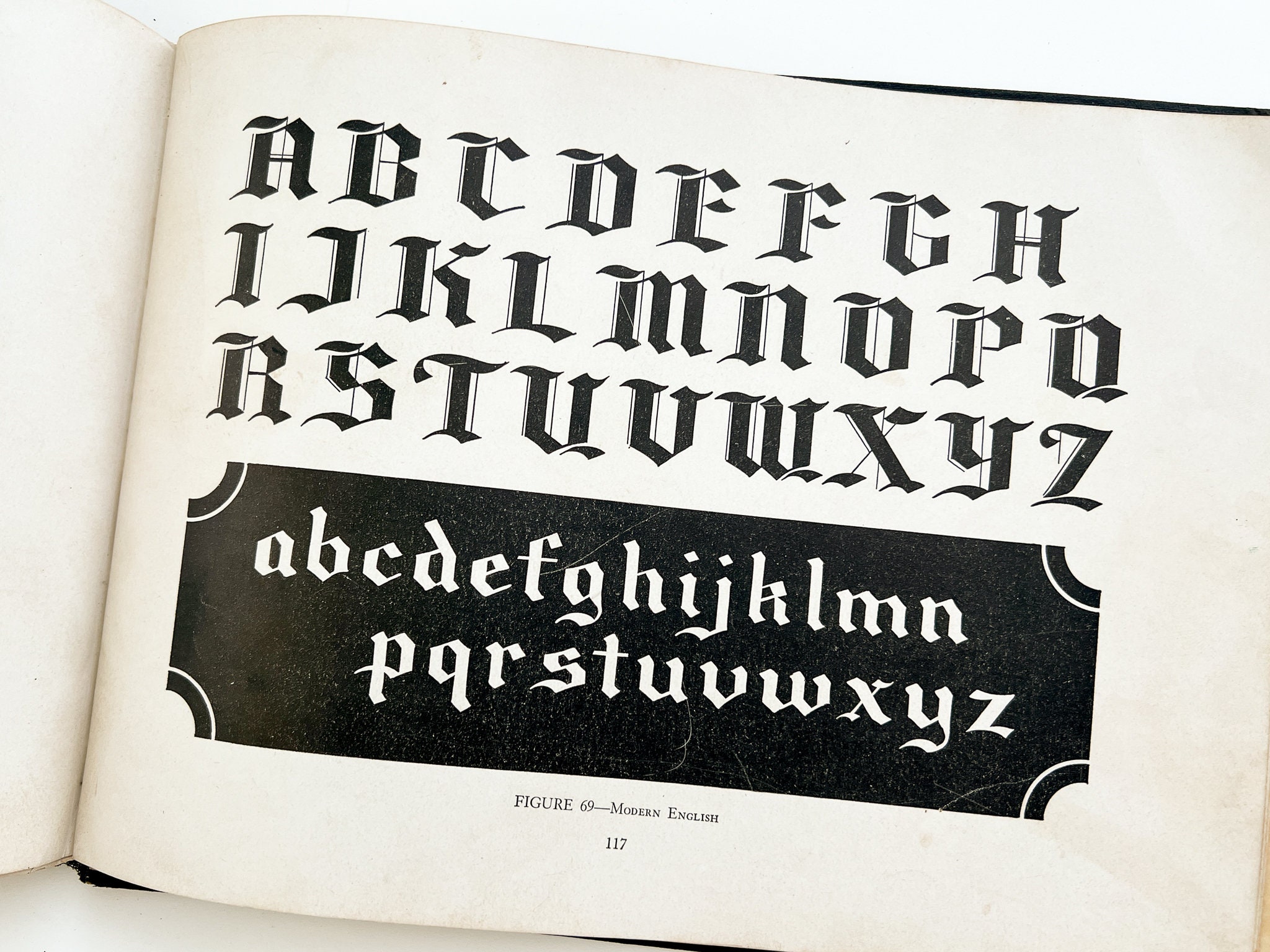 Modern Sign Painting MCM Graphic Design Reference alphabets, Lettering ...