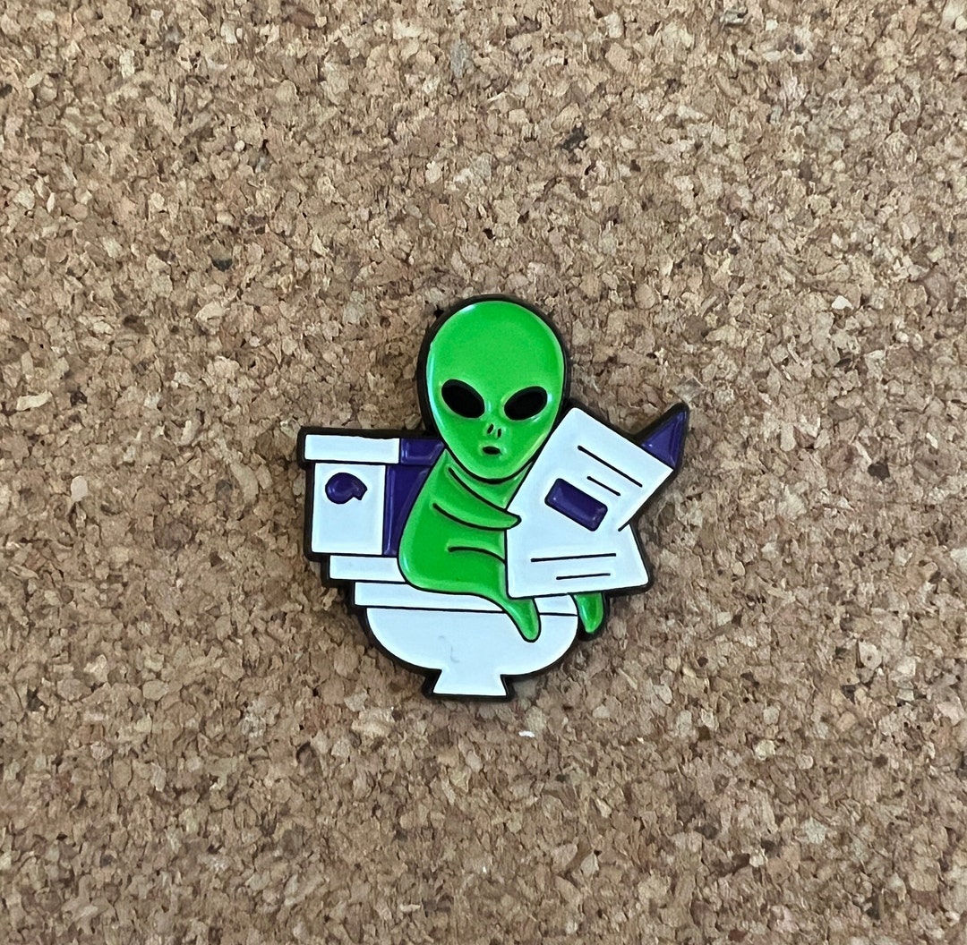 Alien Sitting on Toilet Reading Newspaper Funny Weird Space Funny Pin ...